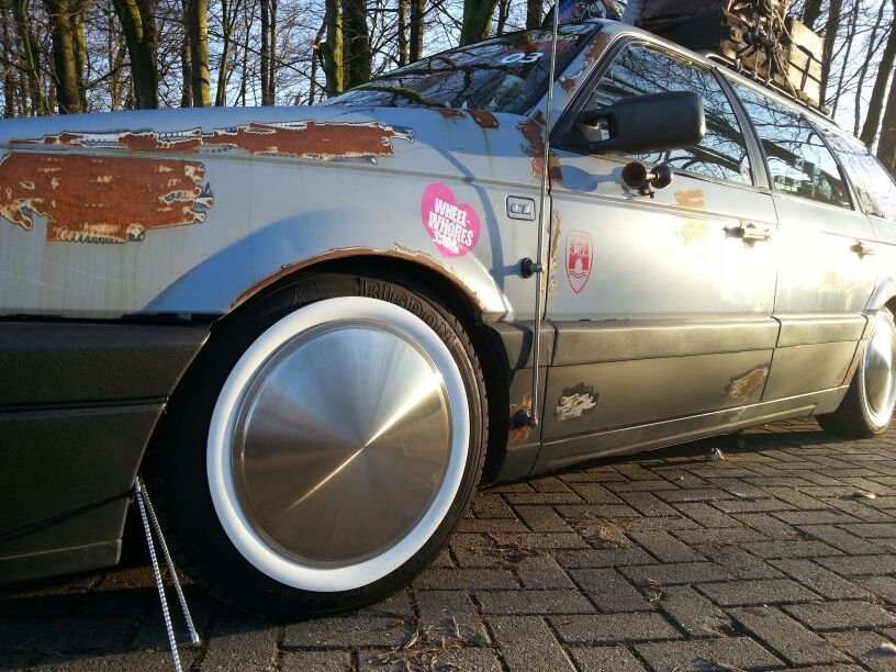 4x Moon Caps + Weißwandringe zugelassen 16" Zoll Radzierblenden VW Golf ...