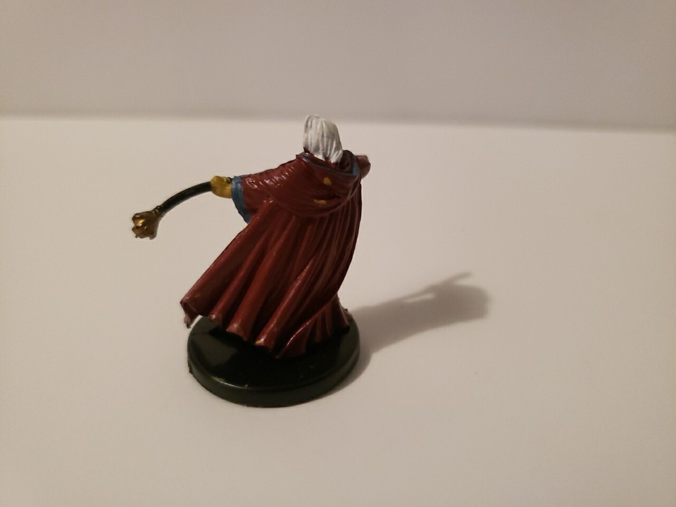 Dungeons and Dragons Miniatures Raistlin Majere Red Robes 14/60 Rare ...