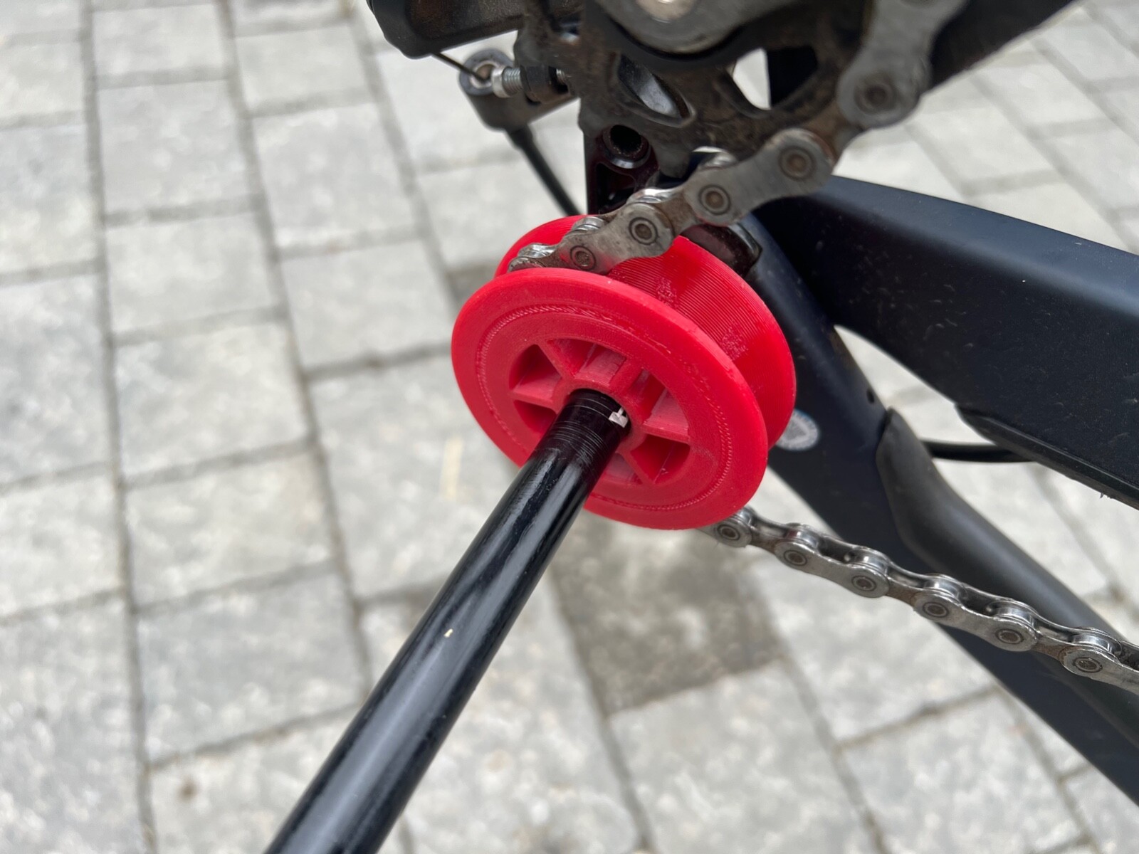 12mm Thru Axle Chain Keeper | eBay UK