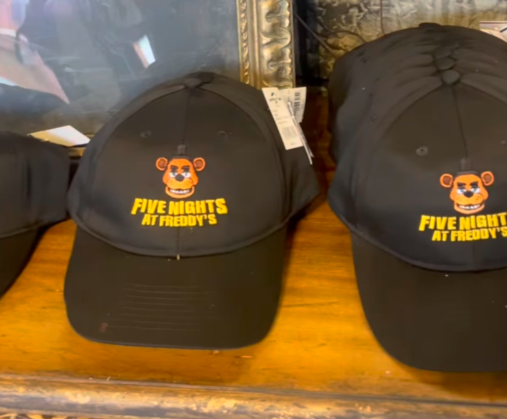 Universal Halloween Horror Nights 2025 HHN FNAF Five Nights at Freddys ...