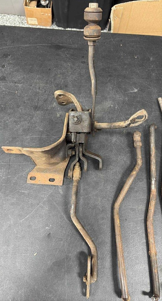 1969 1970 1971 72 Chevelle SS Muncie Shifter Assembly Rods Levers GM ...