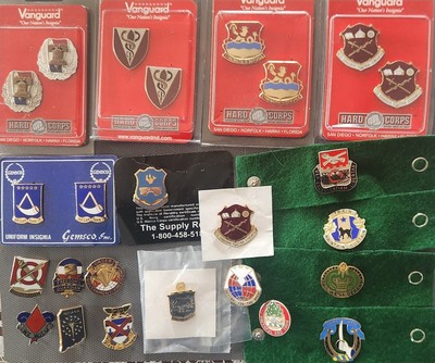 Nice lot of 25 Vintage & new US army military crest badges . | eBay