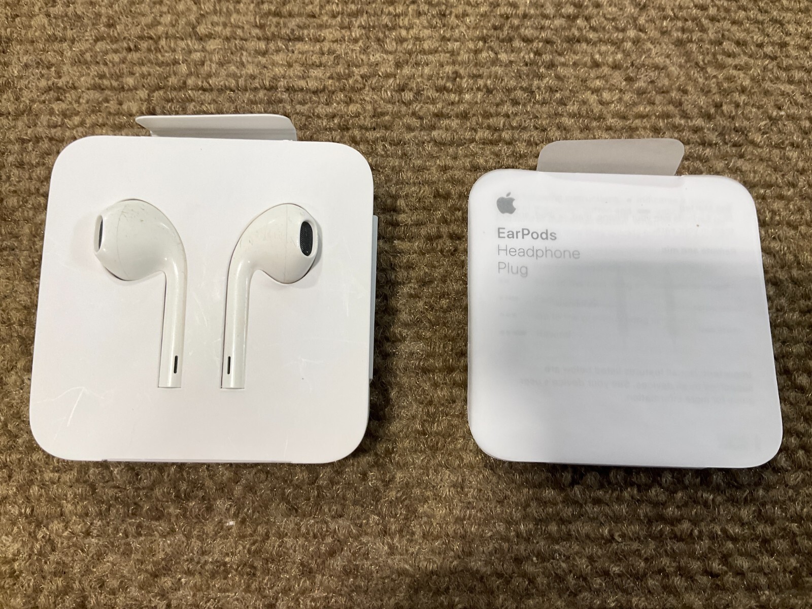 Apple EarPods with Remote and Mic Authentic MNHF2AM/A ️ ️️ ️ Open Box ...