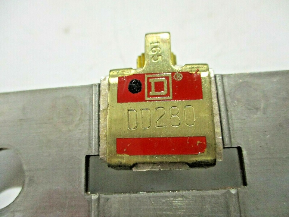 NEW BOX OF 2 SQUARE D DD280 OVERLOAD HEATER | eBay