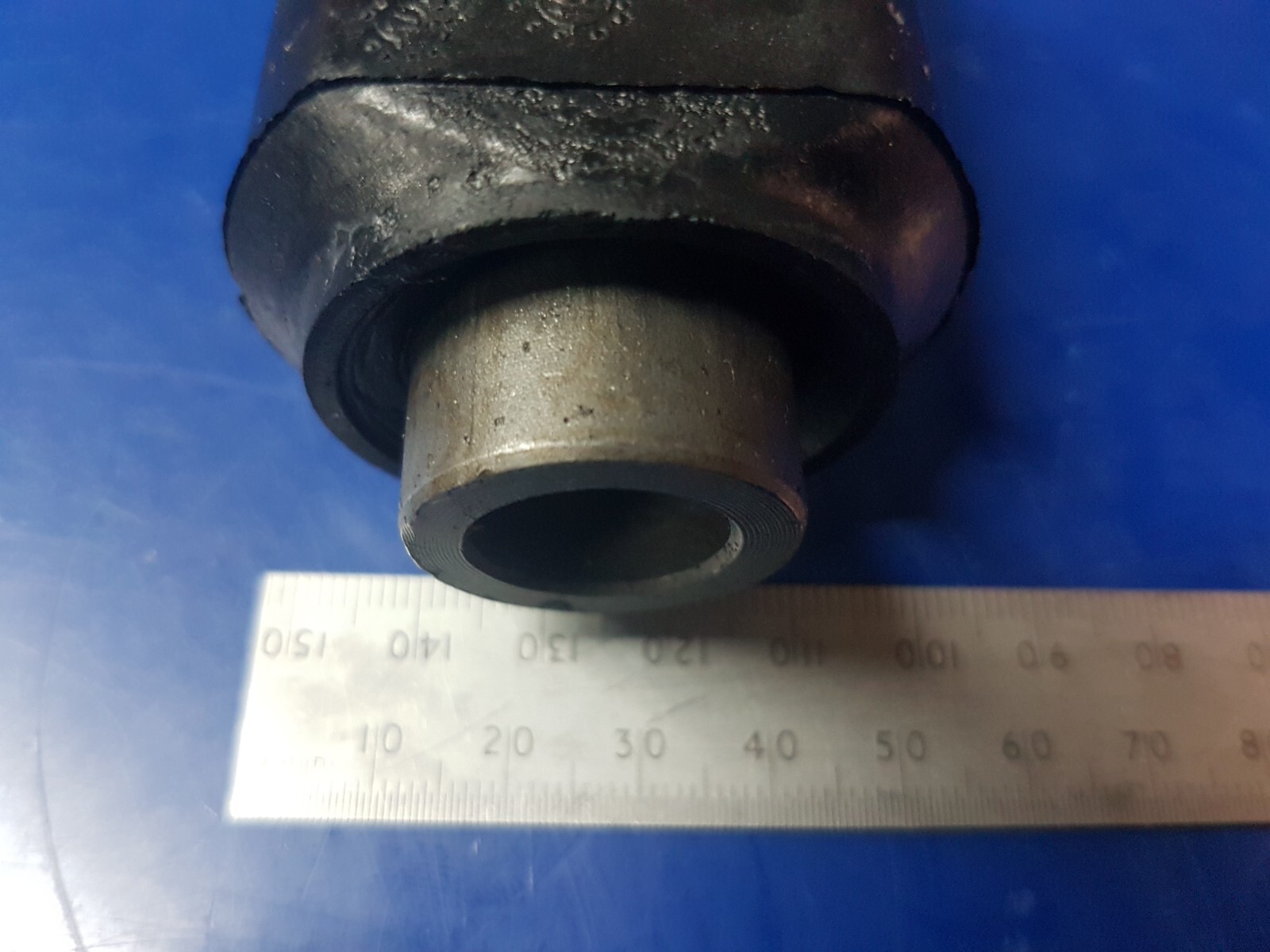 Mercedes W116 - Front subframe bush mount Pt No:- 116 333 56 15 ...