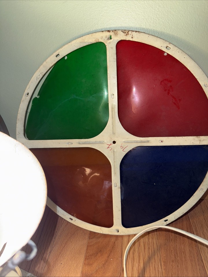 Christmas Color Wheel Lamp Rotating Vintage MCM Aluminum Tree Needs ...