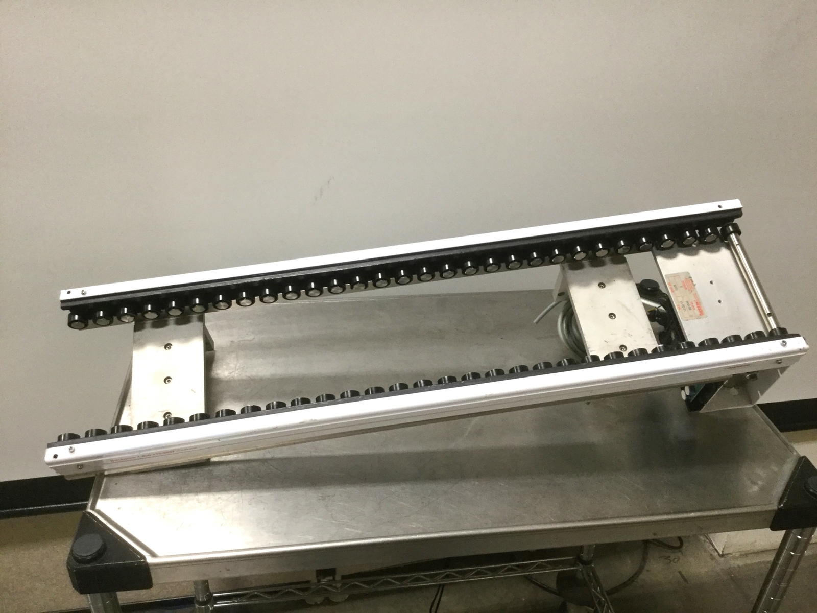 Quickdraw 801546 MR Series Slip Roller Conveyor, 30" Long, Voltage ...