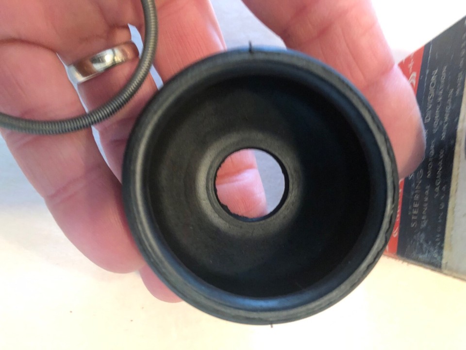 1962 Olds & some Corvettes NOS Lower Ball Joint Dust Seal/Spring-585796 ...