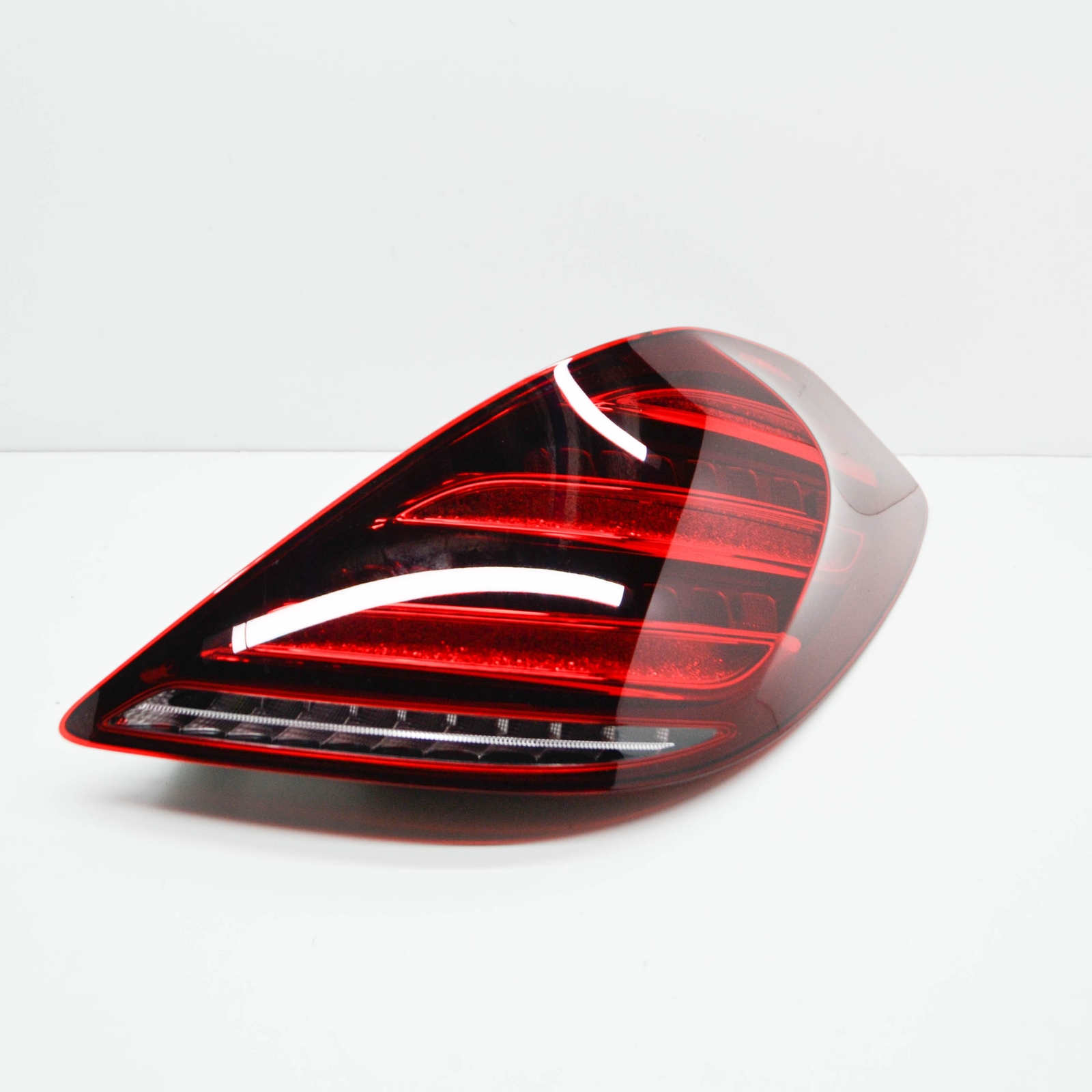Genuine Mercedes-Benz S W222 Rear Right Tail Light A2229067004 for sale ...