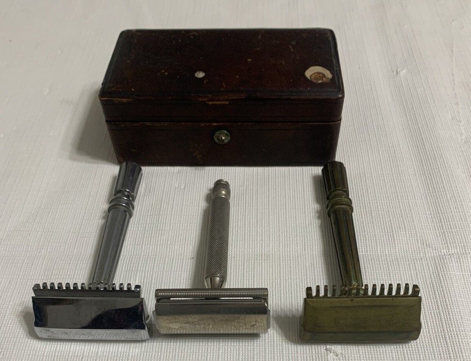 VTG. LOT OF (3) SINGLE BLADE RAZORS: (1)GILLETTE'S (2) STAR BRAND & BOX ...