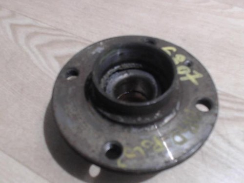 Moyeu arriere droit VOLKSWAGEN POLO 3 6X0598477 | eBay