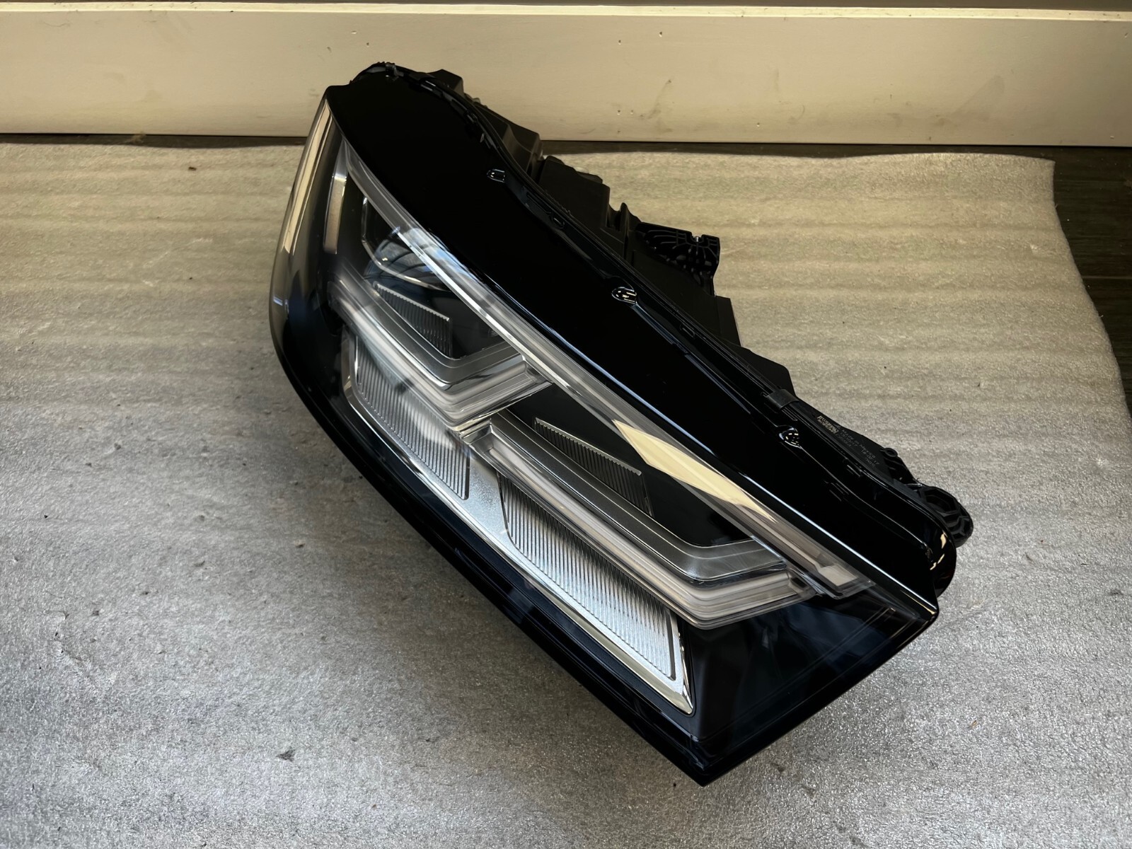 2018 Audi Q5 Right Passenger Side Full LED Headlight 80a941774b OEM for ...