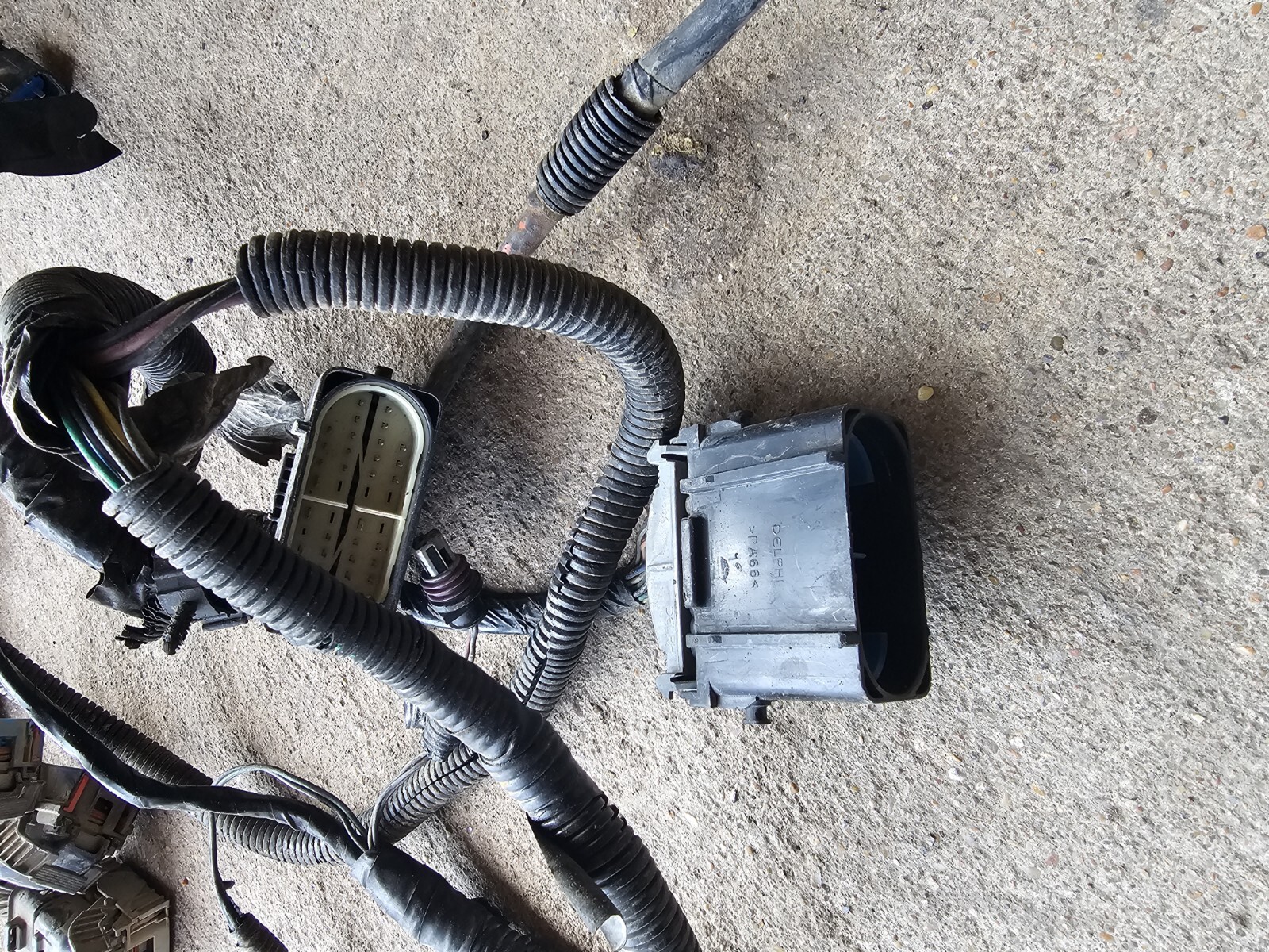 04.5-05 Chevy 6.6L Duramax LLY Engine Bay , Pcm, Tcm, Transmission ...