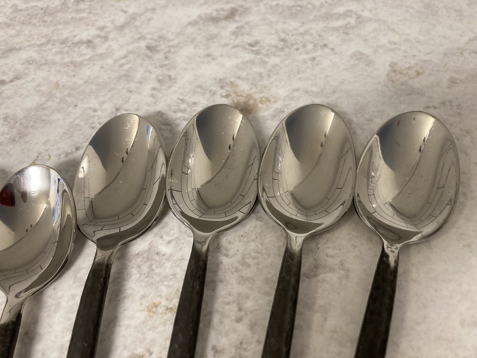 Gourmet Settings Stainless Avalon Barcelona Forks, Teaspoons, Knives ...