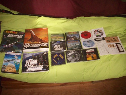 Lot of Vintage 1990s-2000 PC Flight Simulator & Other Games & Manuals ...