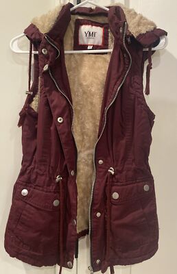 YMI Size Medium Juniors Vest Maroon With Faux Fur Lining Removable Hood ...