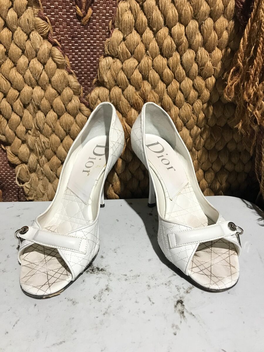 Christian Dior Off-white Cannage Leather Open Toe Heels 37.5 Christian Dior Off-white Cannage Leather Open Toe Heels 37.5