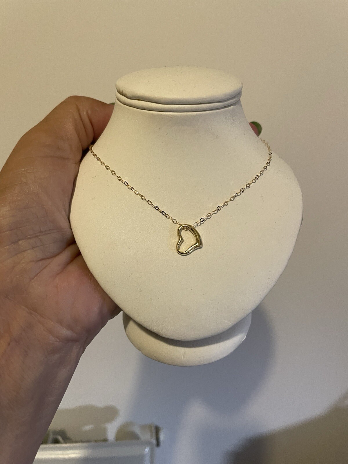 9ct Gold Floating Heart Pendant & Chain - Gem