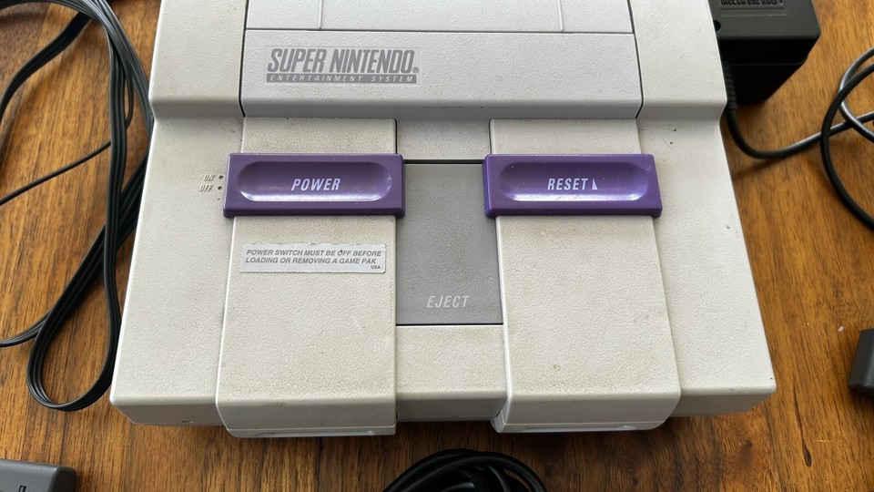 Super Nintendo SNES System Console Bundle With 2 Games Tested Working ...