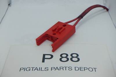 2004 AUDI A8 FUSE BOX HOLDER BRACKET HOUSING 2 PIN PIGTAIL 8A0 937 530 ...
