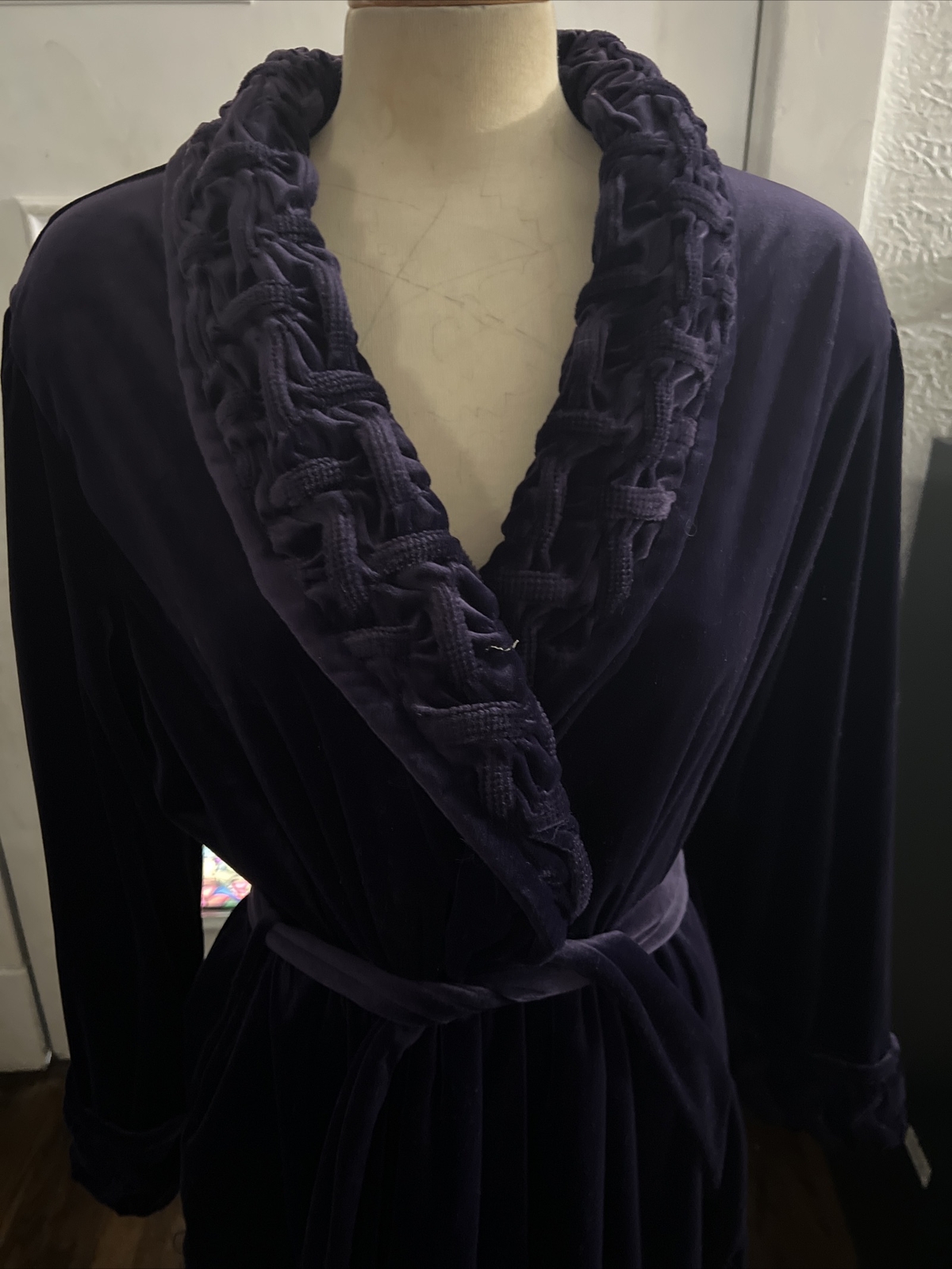 Delicates Purple Plush Luxury Womens Zip Front Robe Size Large 100% ...