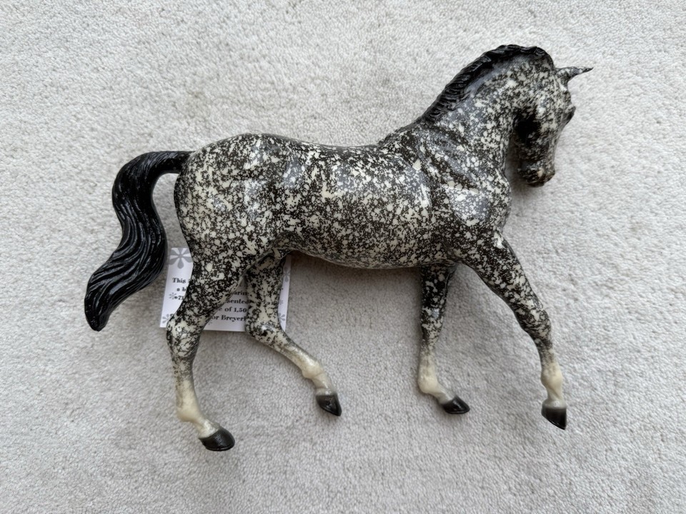 Breyer BreyerFest Horse #711203 Sargent Sgt. Pepper Glossy Dapple Big ...