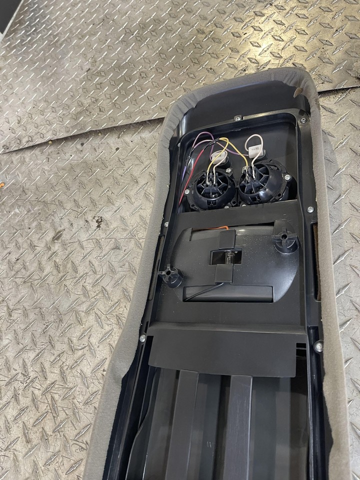 2002- 2004 Chevy S10 Blazer Overhead Roof Console W/ Display Dk ...