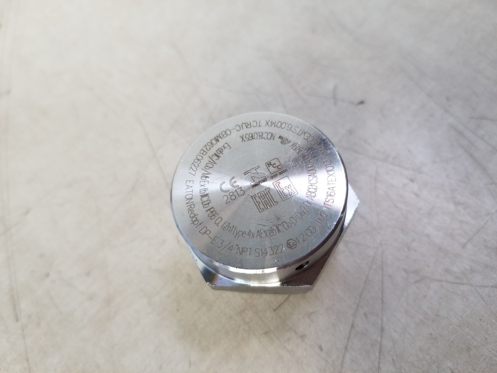 Eaton Redapt DP-E3 4" NPT S14322 Stainless Steel Breather Drain | eBay