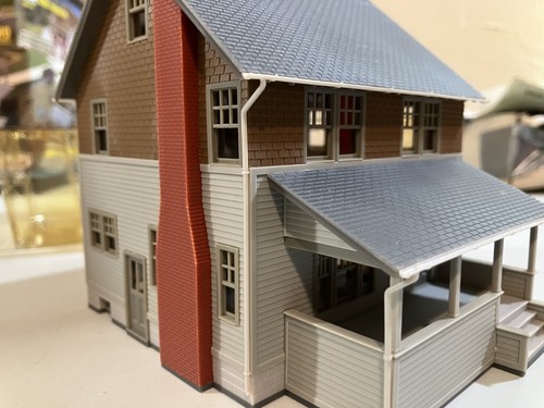 1/87 HO Atlas built-up structure: Kate's Colonial Home #611 Never used ...