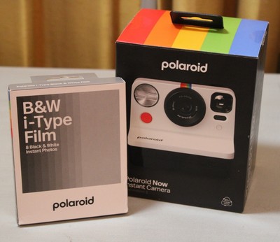 Polaroid Originals NOW 2nd Gen i-Type Instant camera + b/w Film ...