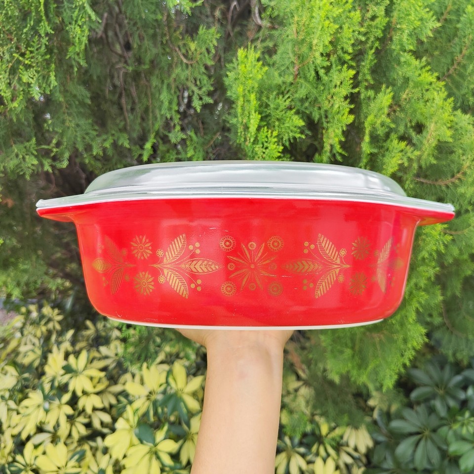 Vintage 1960s Pyrex Promotional Golden Poinsettias Casserole Dish 045 2 ...