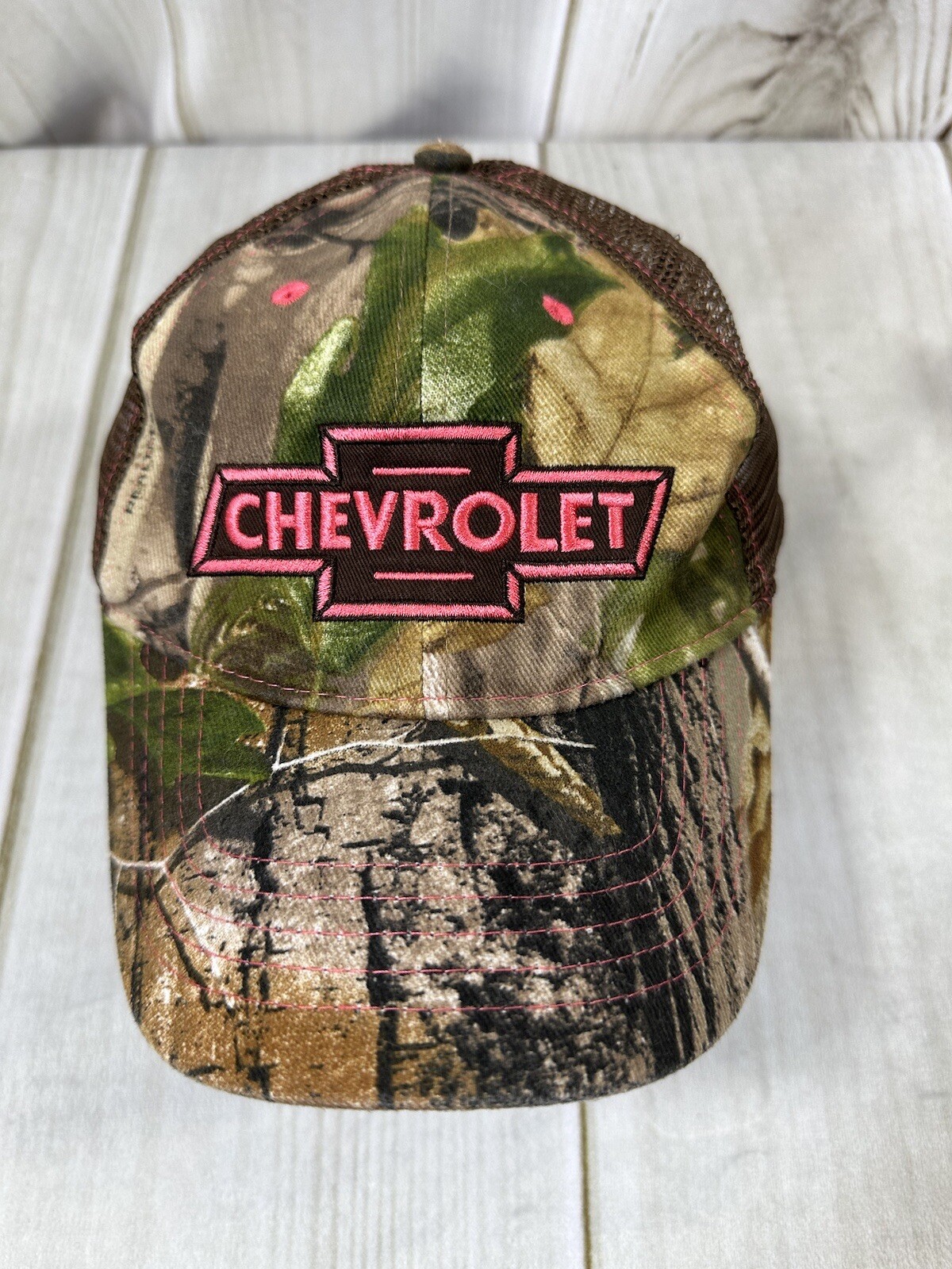 REALTREE CHEVROLET CAMO PINK LOGO WOMEN MESH TRUCKER … - Gem