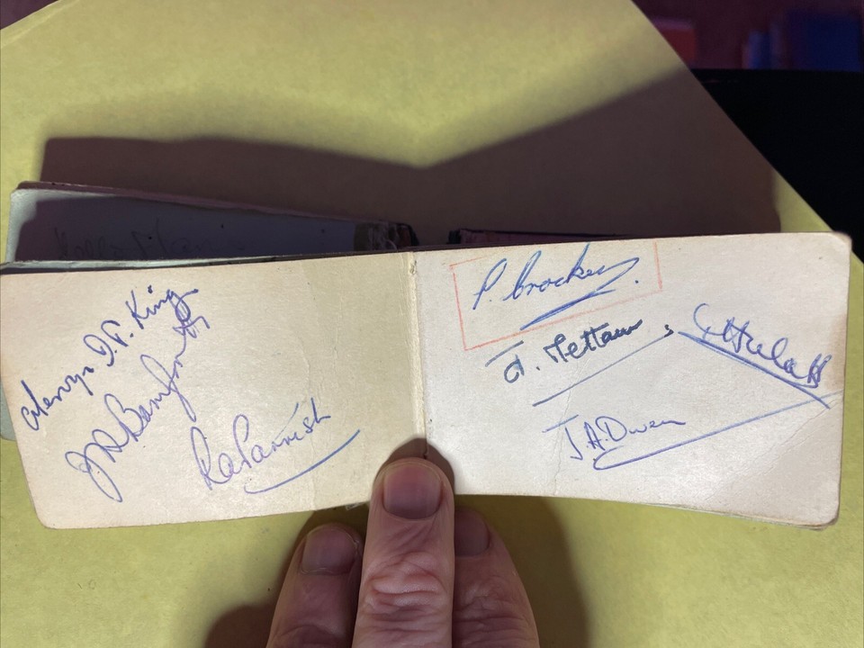 AUTOGRAPH COLLECTION circa 1950s HUGE LOT Movie Stars +Cricketers 61 ...