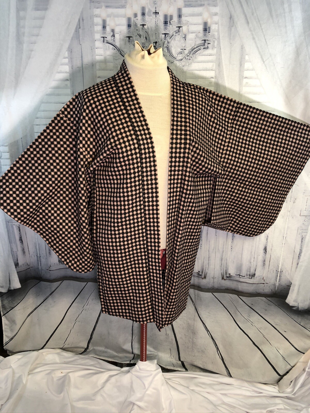 Vintage Pink & Black Silver Threaded Silk Lined Kimono Robe Jacket Rare ...