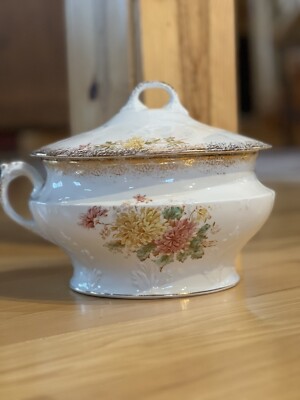Old Crazing & Stained White/floral Farmhouse PEDESTAL TUREEN Edwin M ...