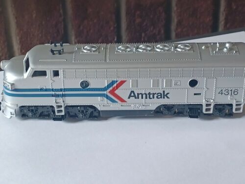 TYCO Vintage HO Scale Model Railroad Locomotives for sale - eBay