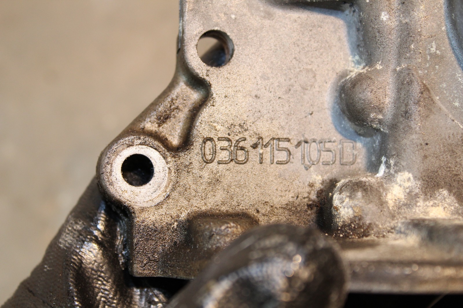 2008 SEAT IBIZA MK5 1.4 BXW OIL PUMP FRONT CRANKSHAFT COVER 036115105D ...