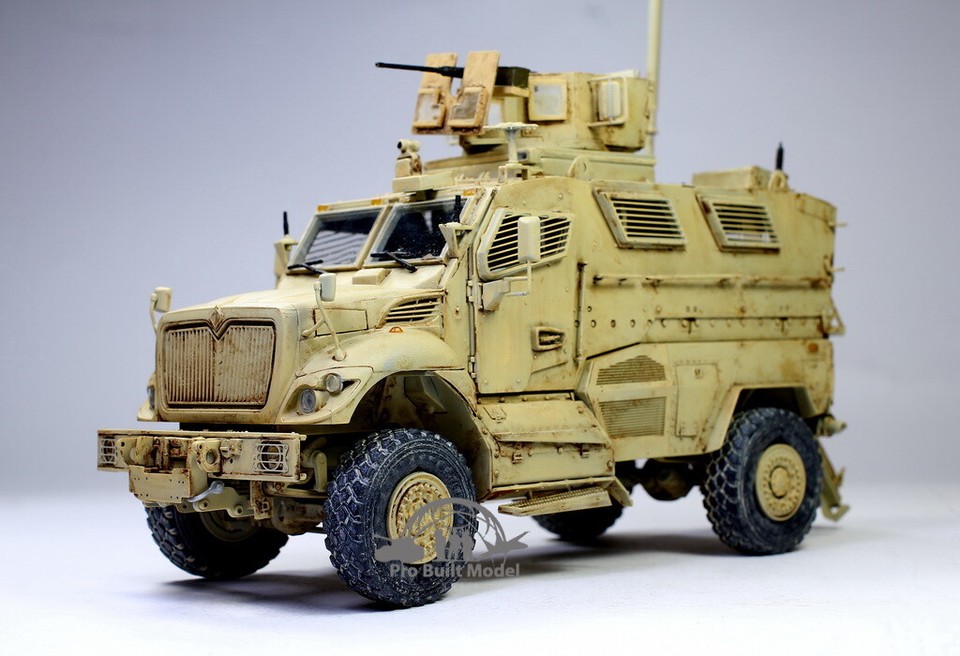 (Pre-Order) US 4x4 MRAP ARMOURED FIGHTING VEHICLE 1:35 Pro Built Model ...
