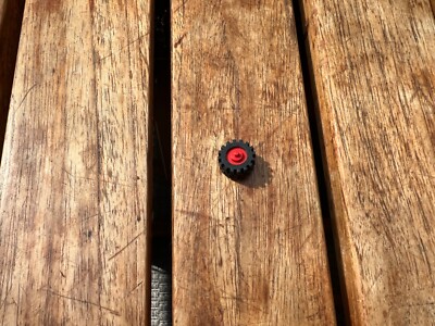 LEGO Wheel Center Small with Stub Axles + Black Tire 15mm D. x 6mm Ref ...