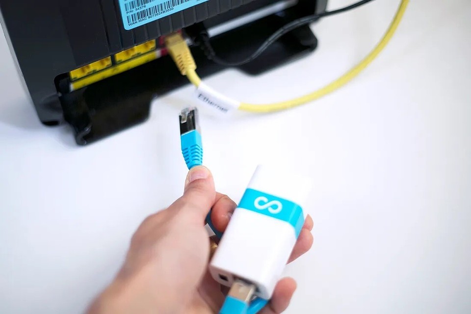 Lima Original Smart Private Cloud Storage Device - Mac PC Phone Black ...