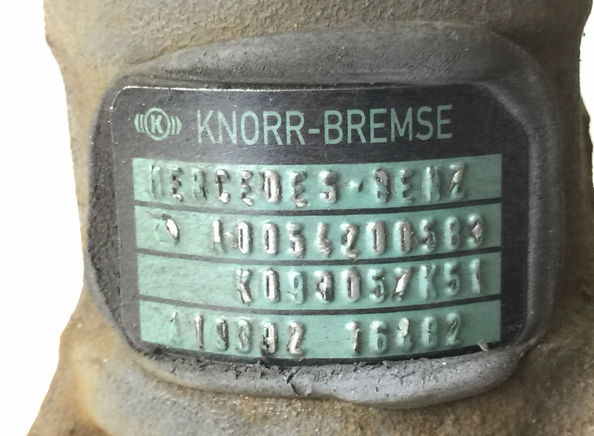 0054200583 K093057 Knorr Brake Caliper Front Axle Right Mercedes Benz ...
