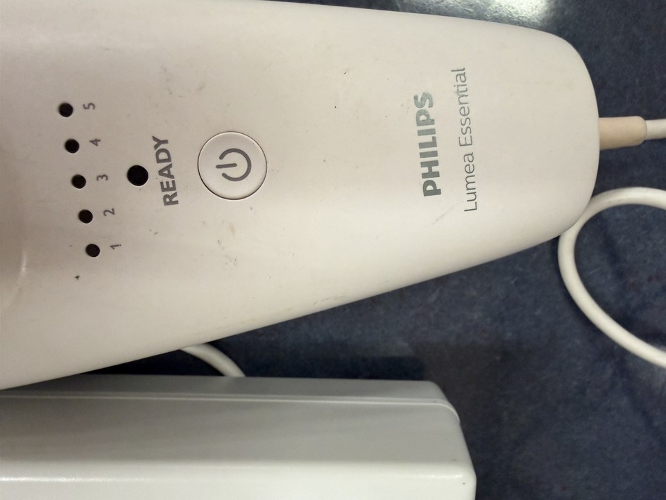 Philips Lumea Essential BRI861 IPL Hair Removal Device | eBay