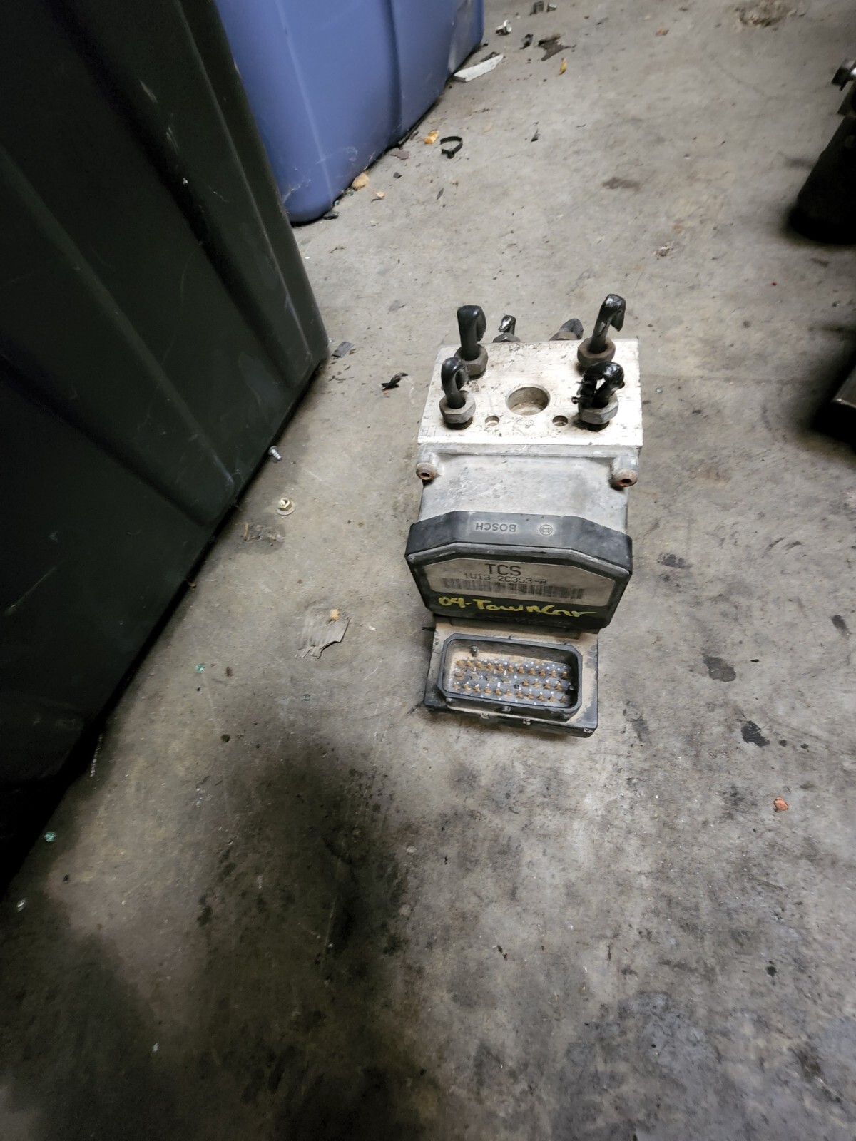 2003-2004 LINCOLN TOWN CAR ABS PUMP ABS MODULE | eBay