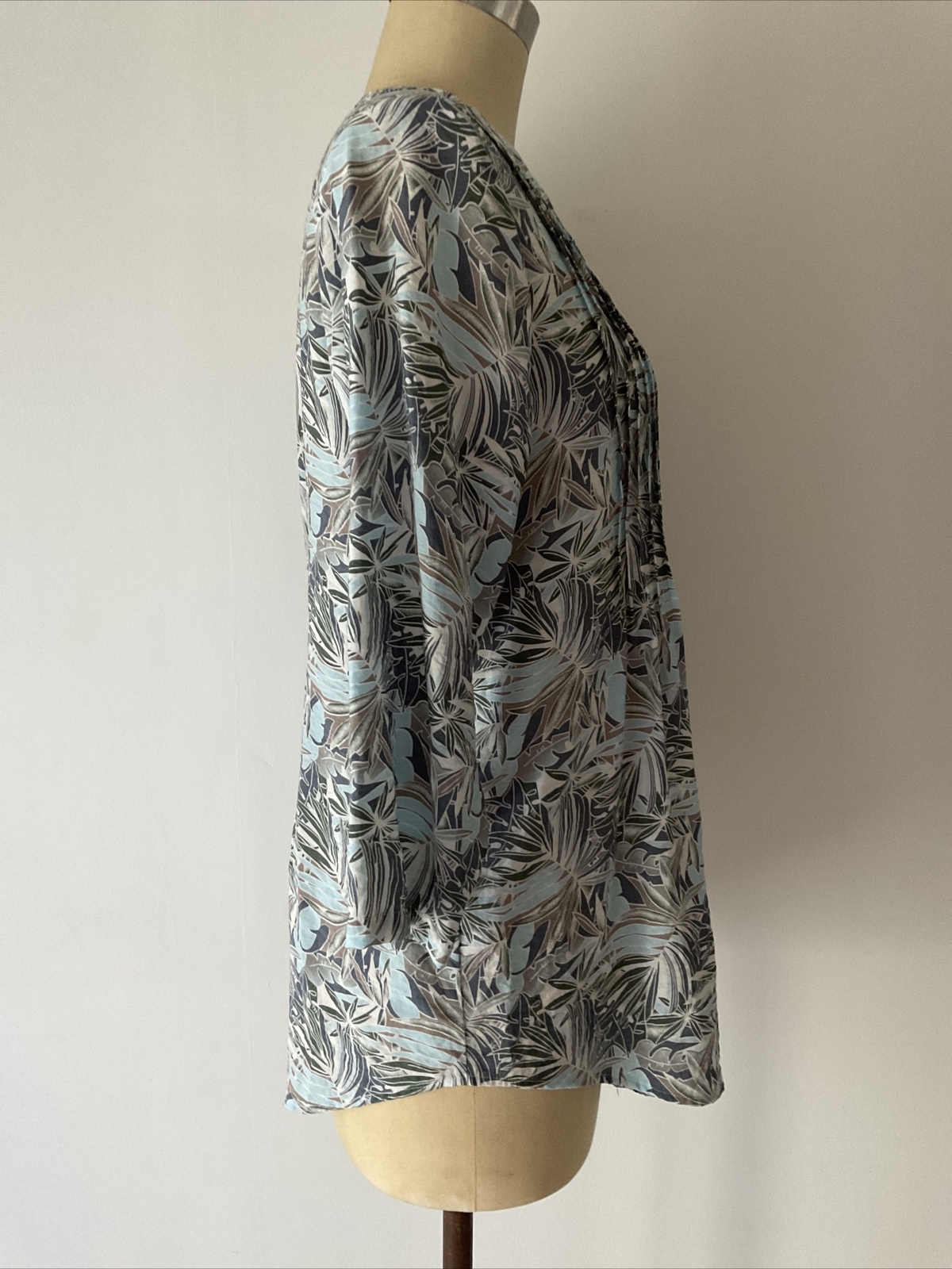 Callan Design Tunic Blouse Leaf Print Pleated Front 3/4 Sleeve Size 12 ...