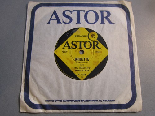 THE MASTERS APPRENTICES "BRIGETTE" AUST. ASTOR 45 + SLEEVE EX+ LABEL STAINS | eBay Australia