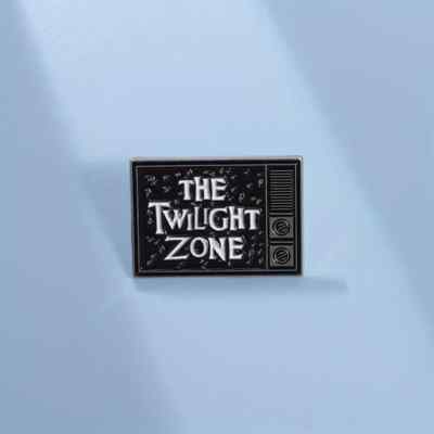 THE TWILIGHT ZONE PIN Classic CBS TV Show Cool Gift Lapel Enamel Brooch ...