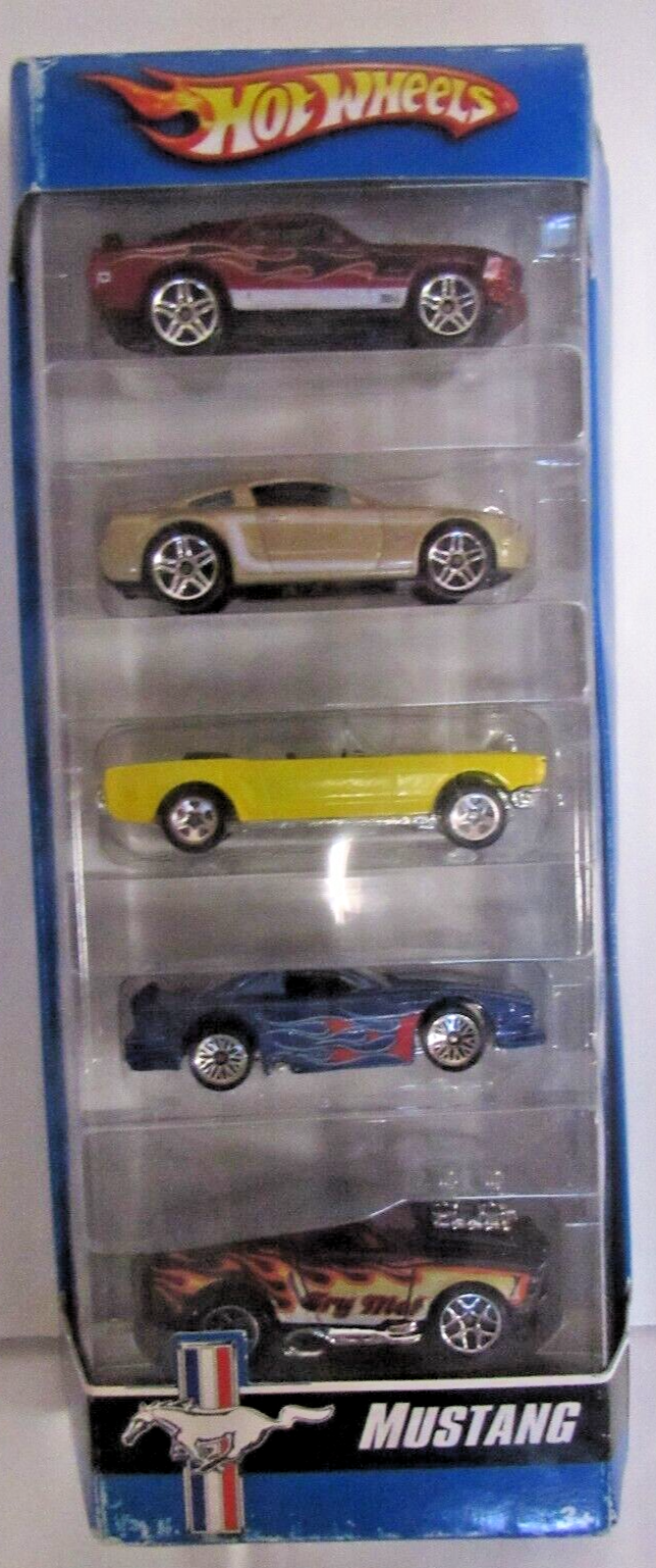 HOT WHEELS 2006 5 PACK MUSTANGS '64 CONV. '65 '69 '70 MACH 1 '05 COBRA ...