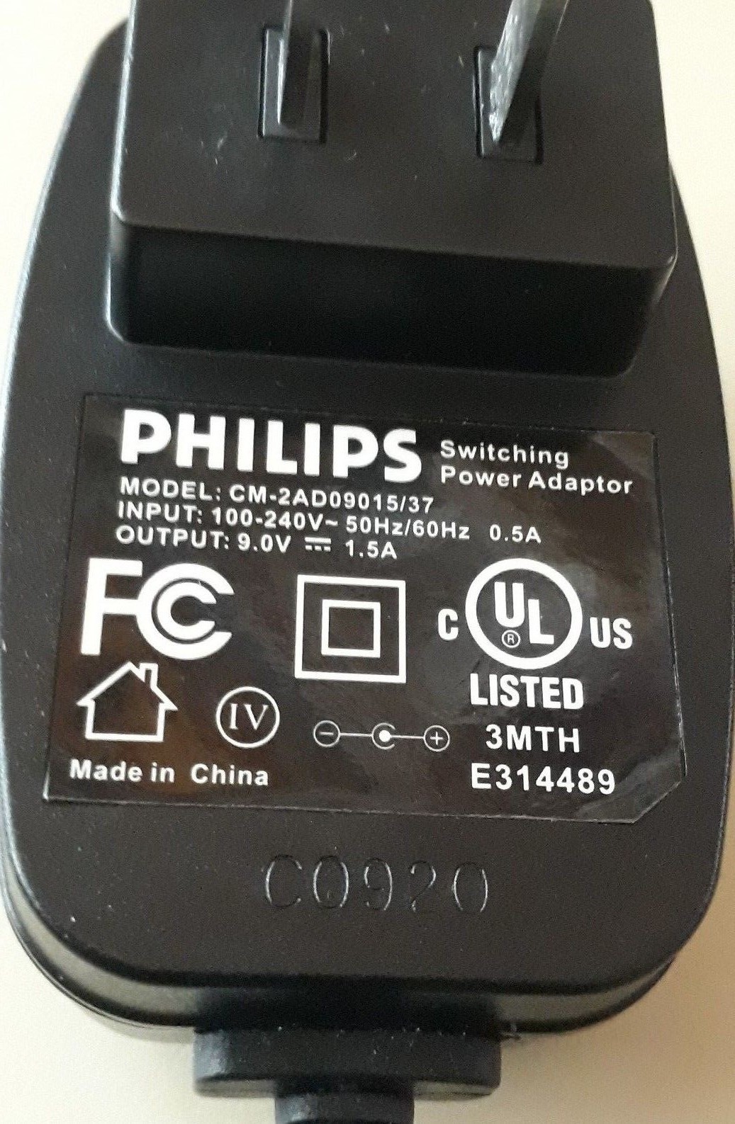 Philips Switching Adapter #CM-2AD09015/37 Output: 9.0v....1.5A | eBay