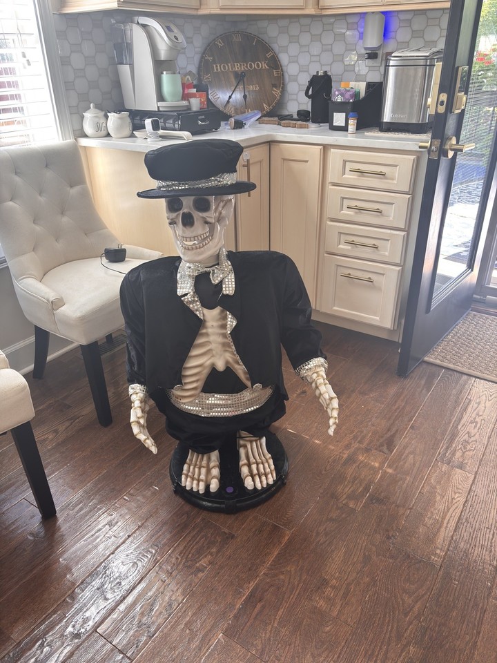 Gemmy Skeleton Singing Dancing Life Size 5’ Halloween Animatronic | eBay