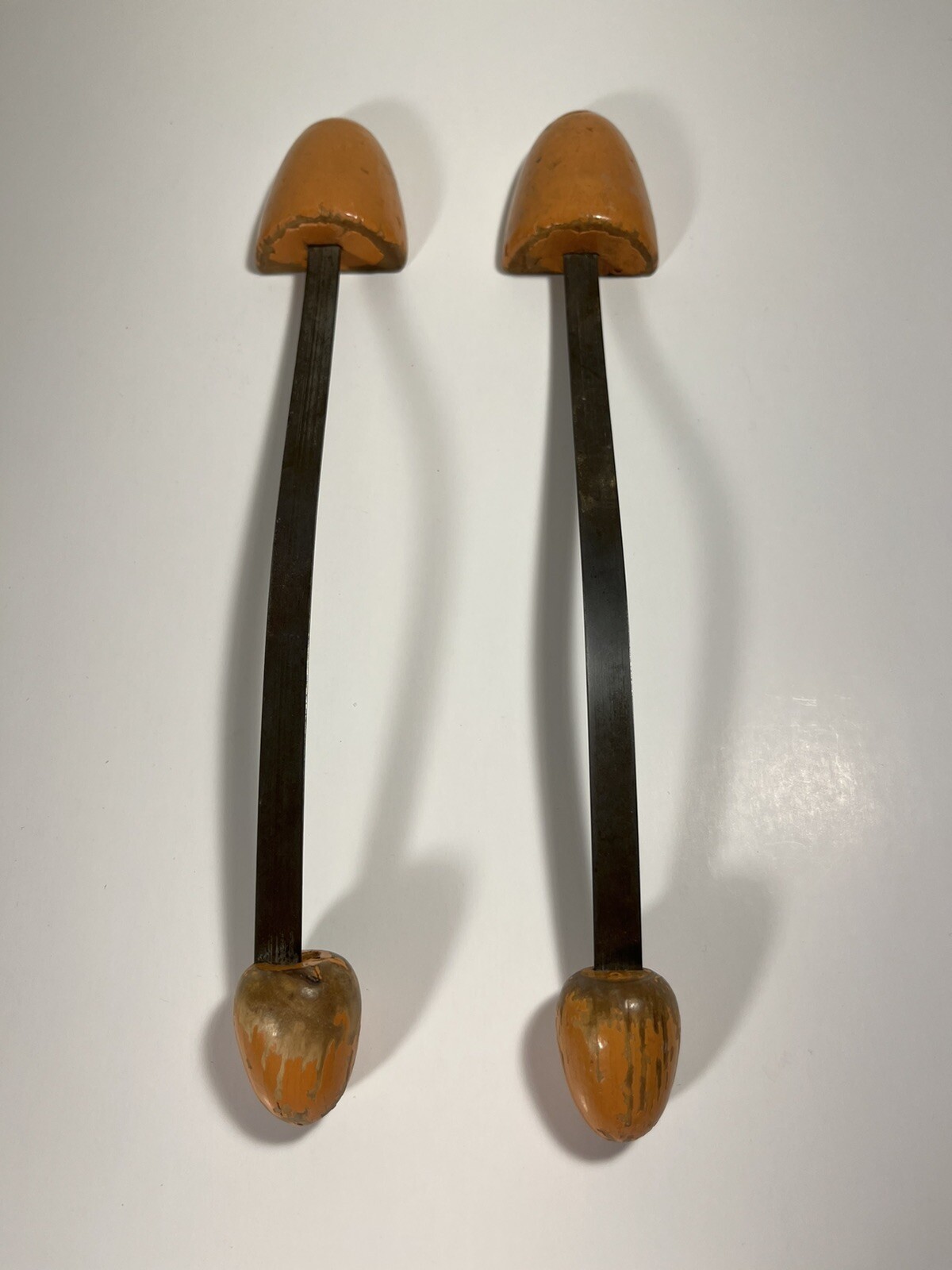 Pair of Vintage 1940s-50s Metal Wooden Shoe Trees Sha… - Gem